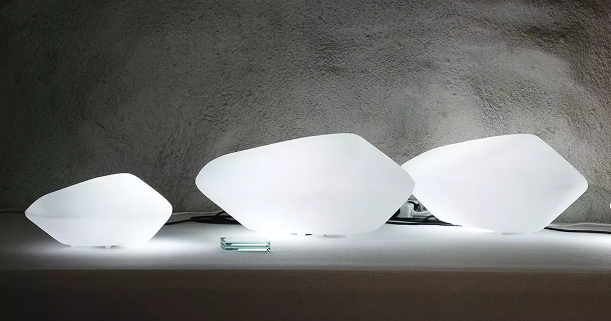 santiccioli.com | Oluce Stone of Glass