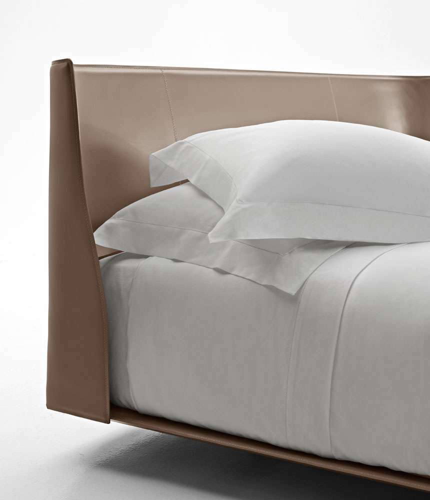 santiccioli.com | B&B Italia Alys