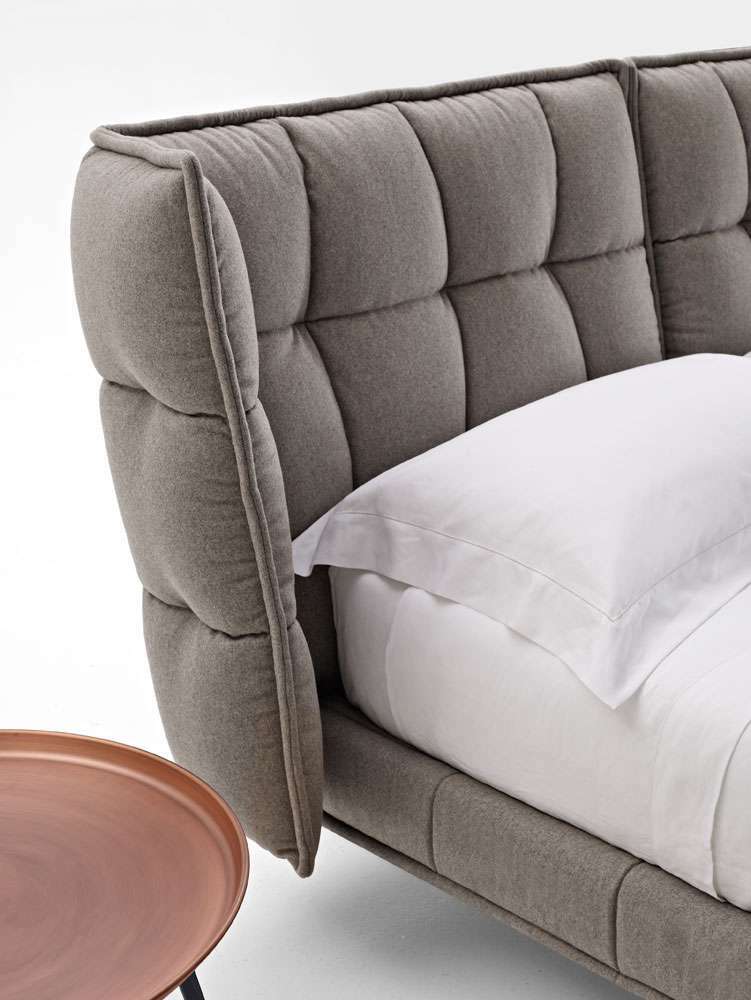 santiccioli.com | B&B Italia Husk