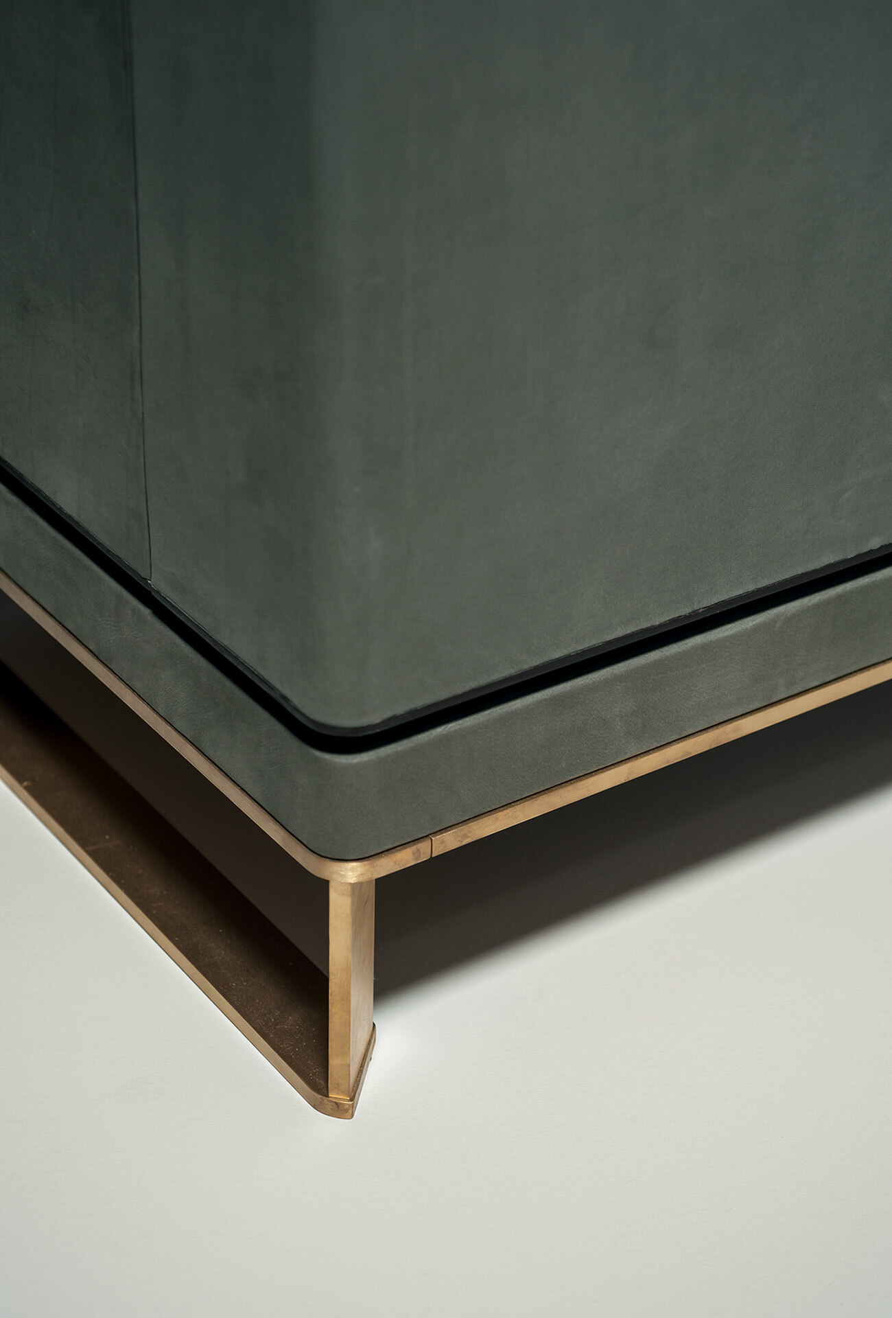 santiccioli.com | Baxter Kir Office