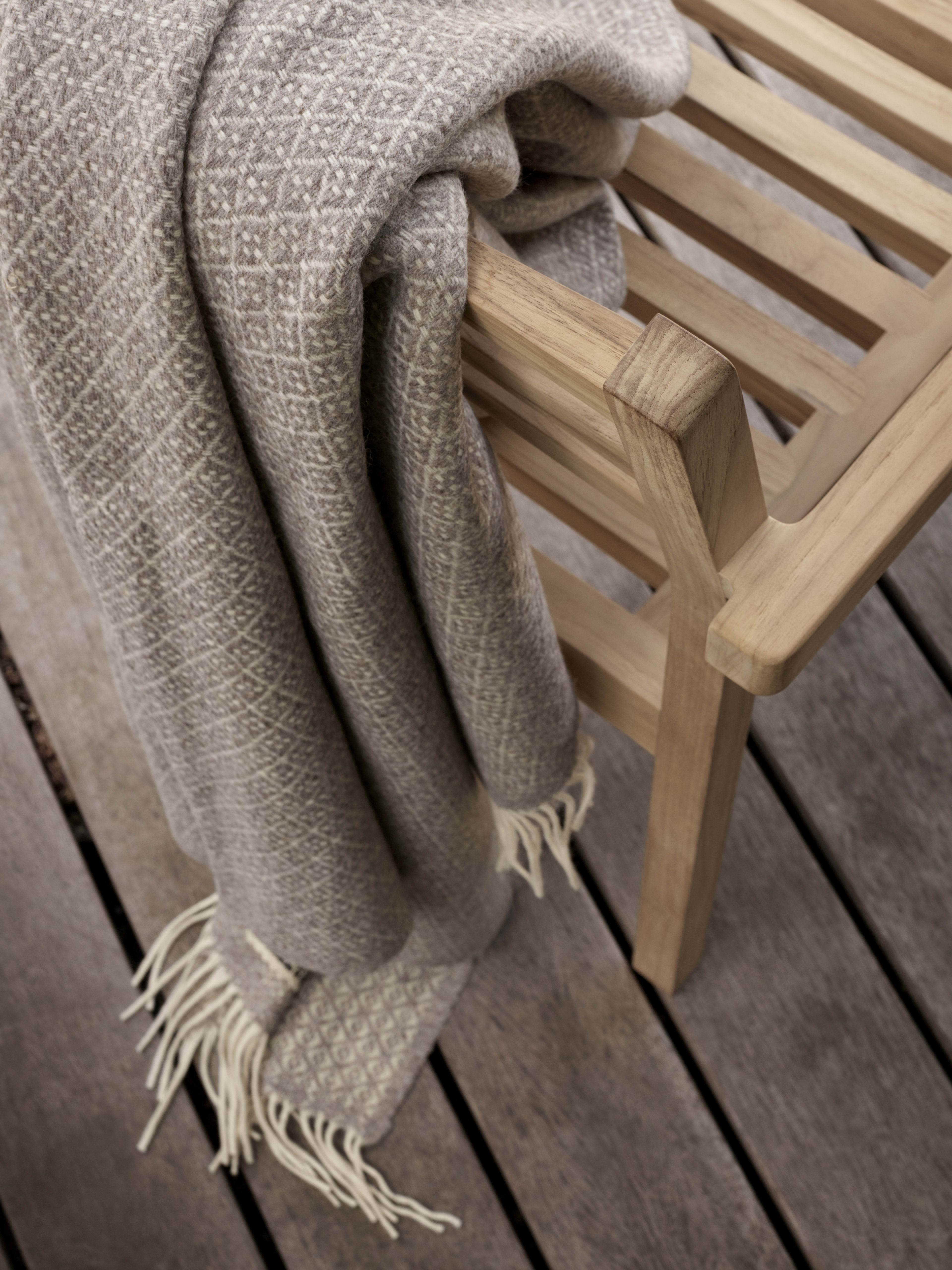 santiccioli.com | Carl Hansen & Søn Manta Nuvem Andorinha | Plaid