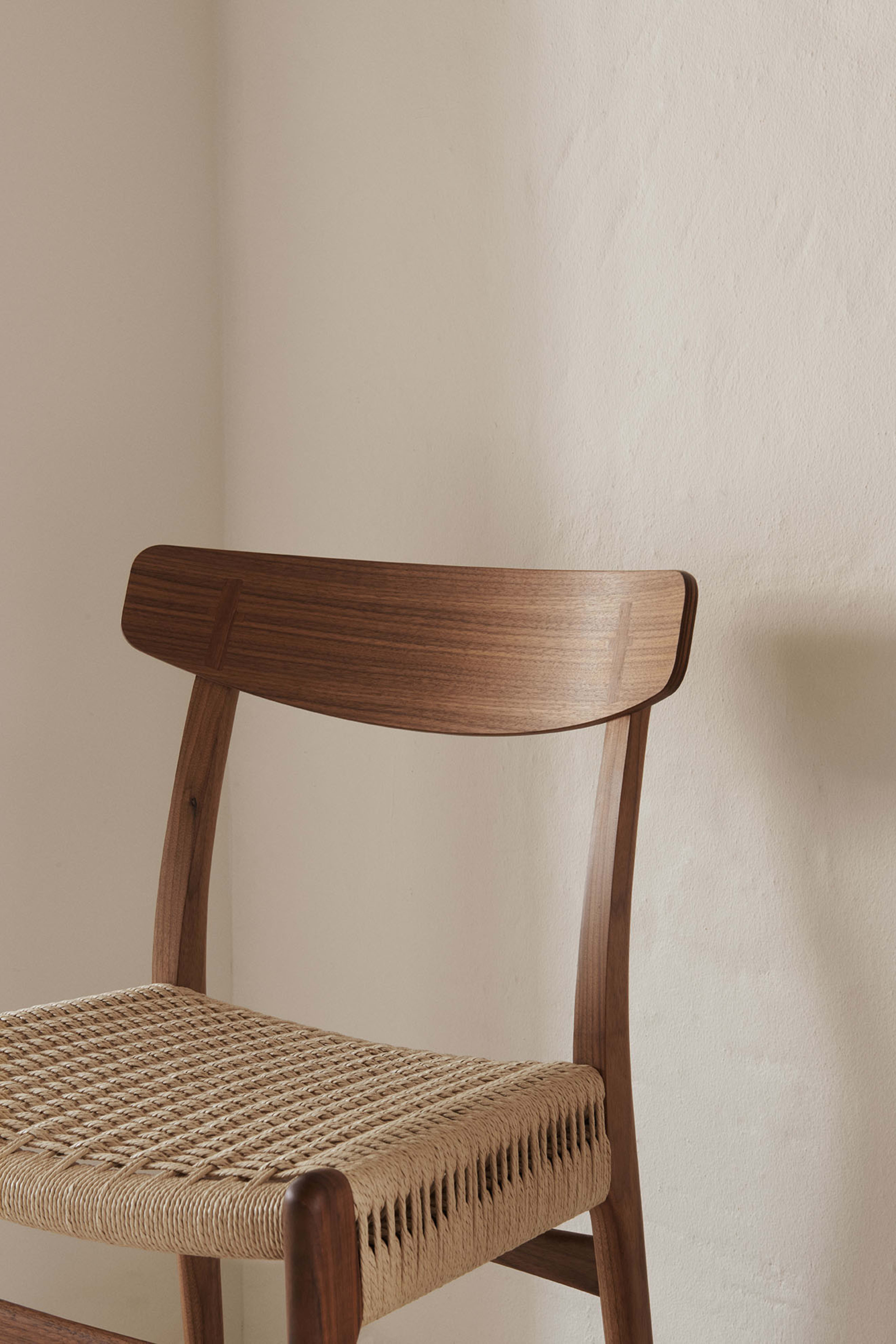 santiccioli.com | Carl Hansen & Søn CH23 | Chair