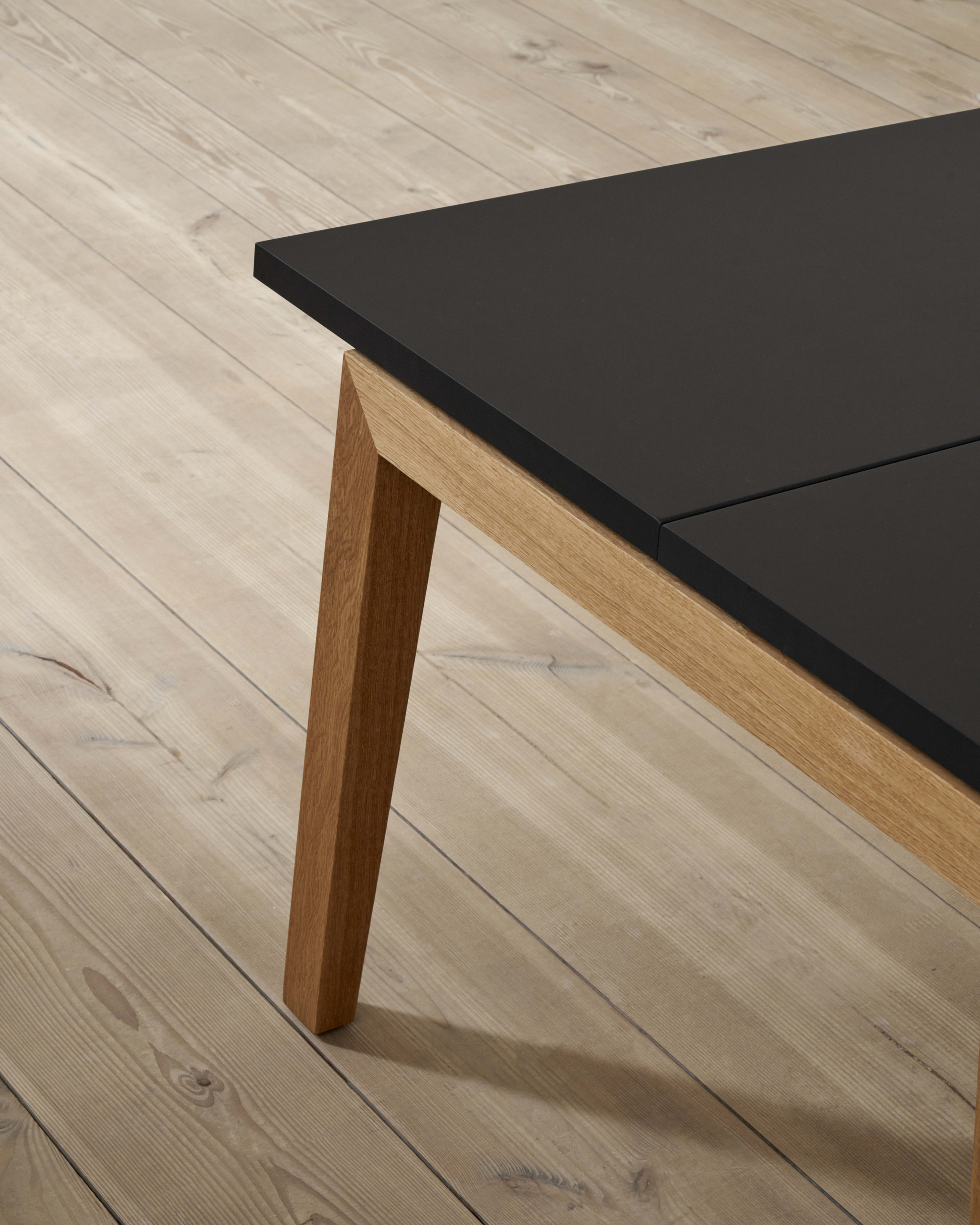 santiccioli.com | Carl Hansen & Søn SH900 | Extend Table | 300x100