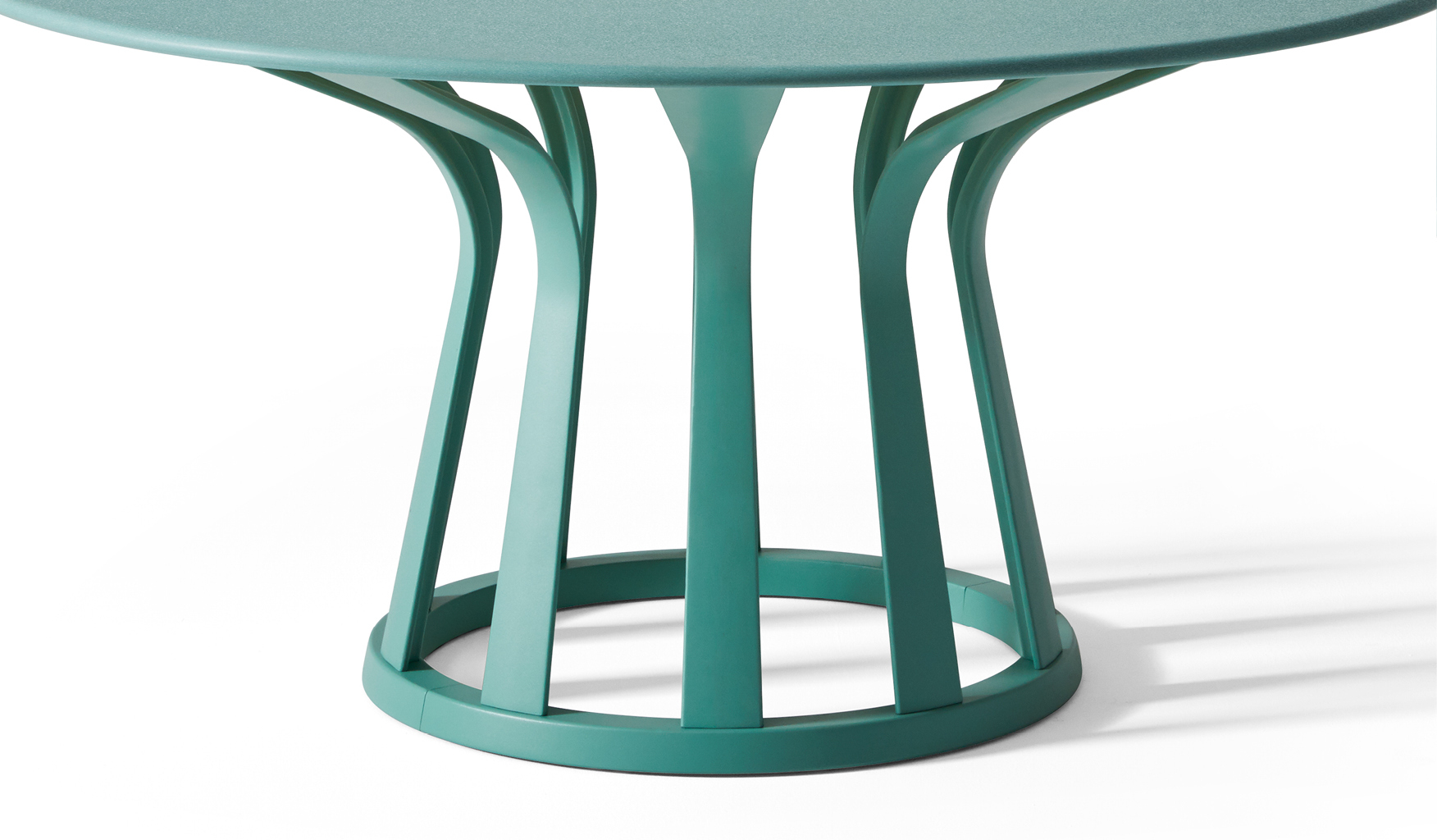santiccioli.com | Cassina Lebeau Outdoor
