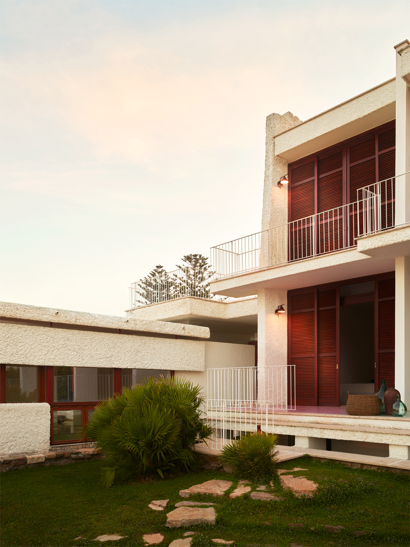 santiccioli.com | Flos Captain Flint Wall Outdoor