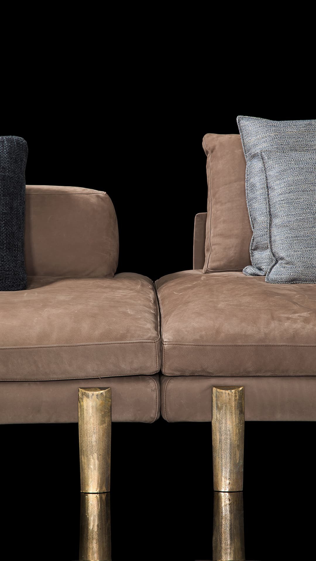 santiccioli.com | Henge Lailand Sofa