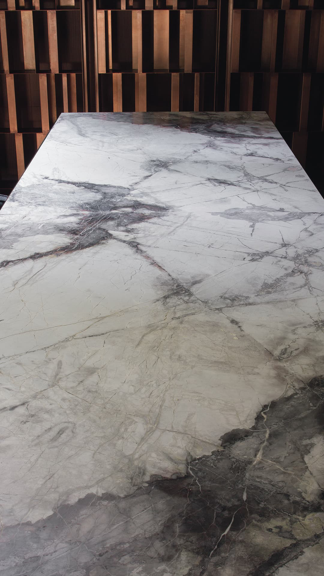 santiccioli.com | Henge Stealth table