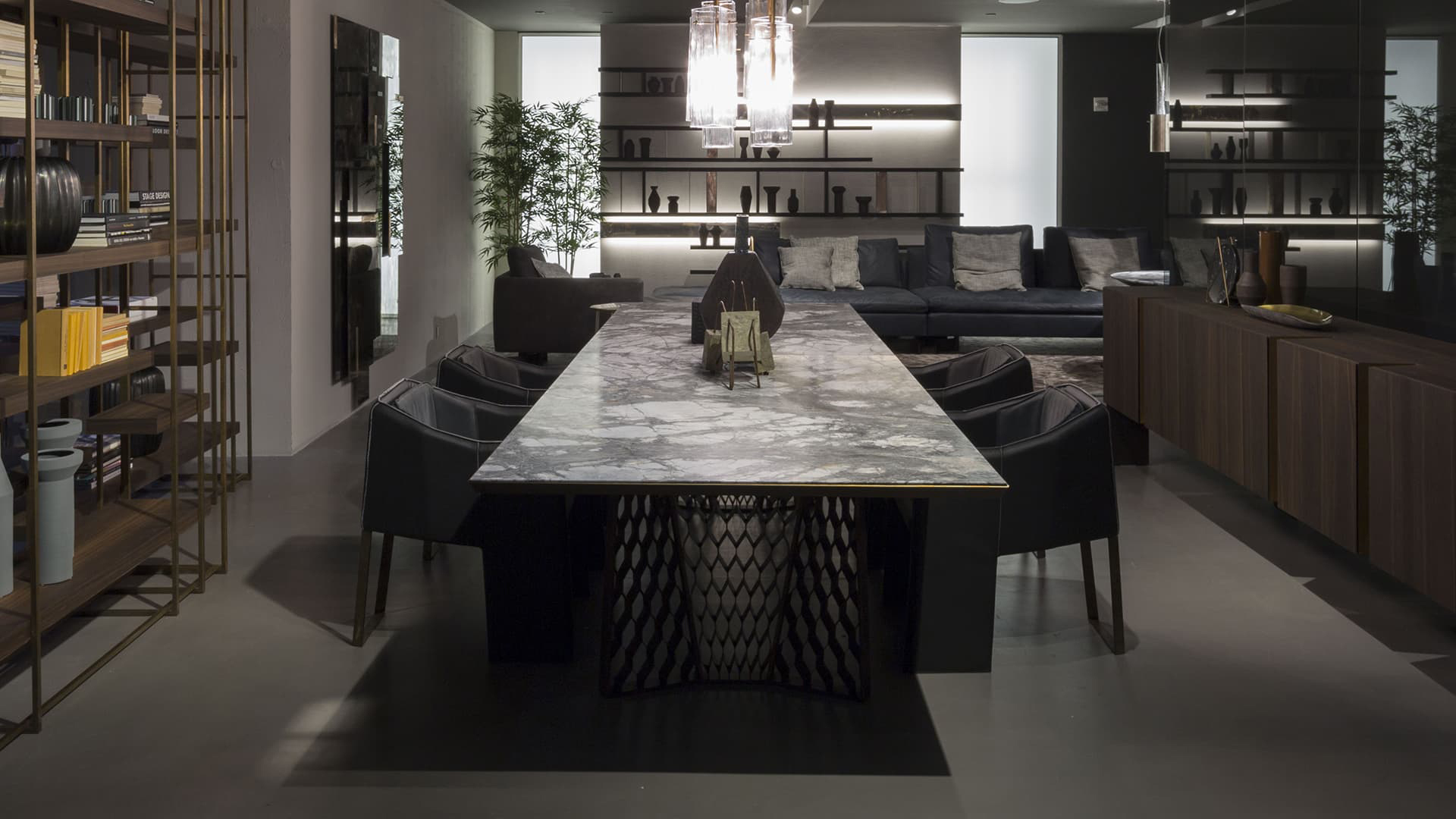 santiccioli.com | Henge Stealth table