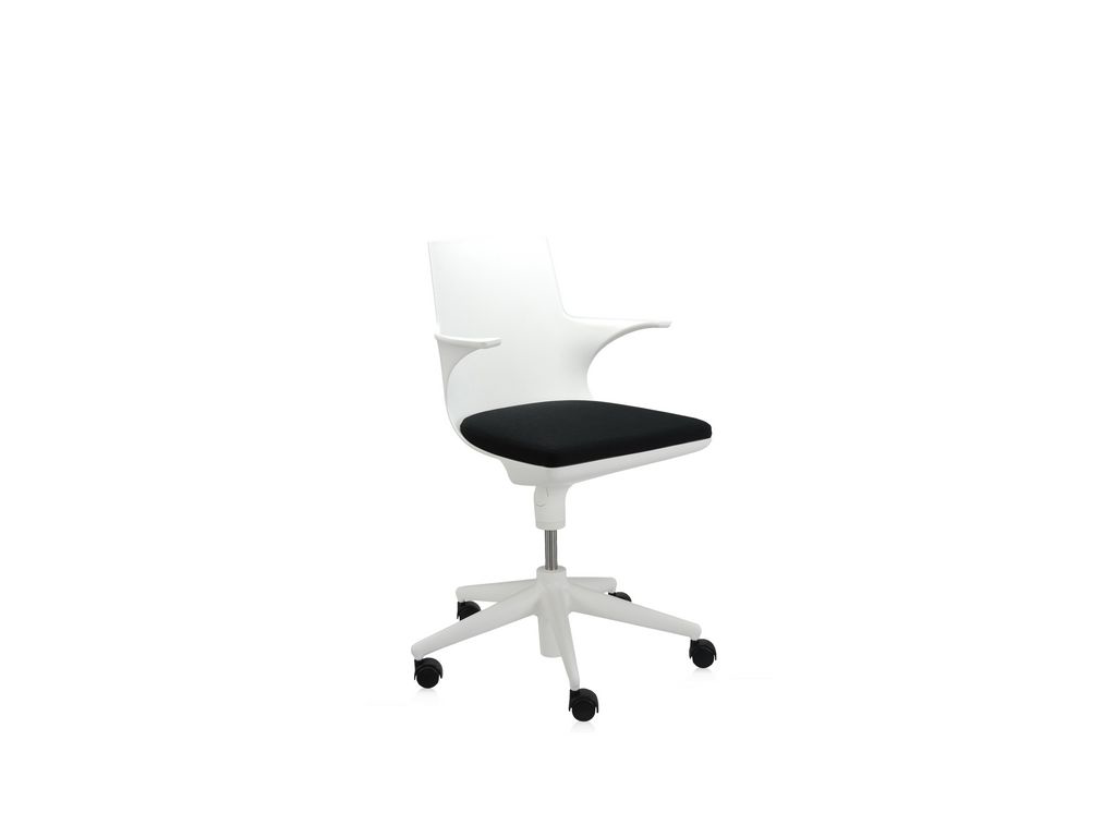 santiccioli.com | Kartell Spoon Chair