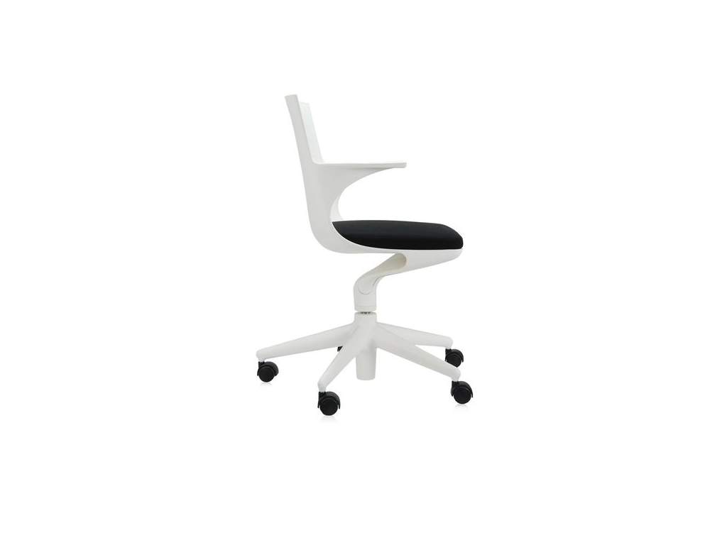 santiccioli.com | Kartell Spoon Chair