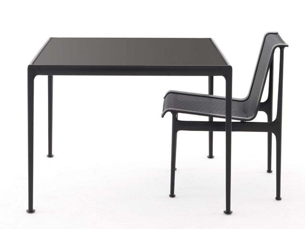 santiccioli.com | Knoll 1966 Dining Tables