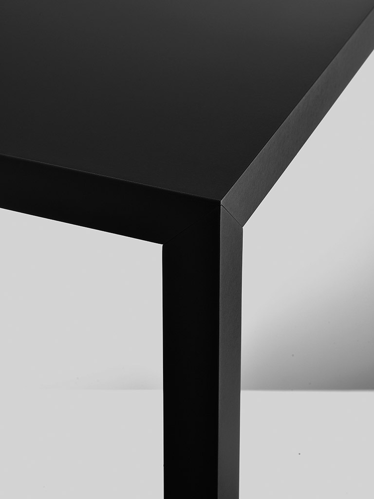 santiccioli.com | MDF Tense Table