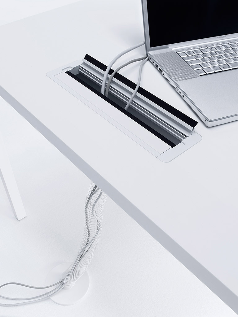 santiccioli.com | MDF Tense Table